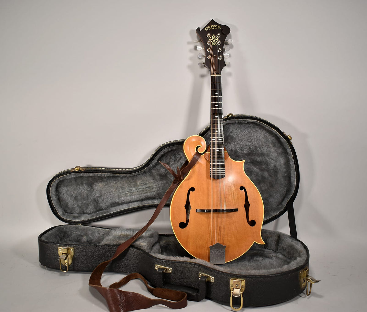 Folk Instruments – Imperial Vintage Guitars