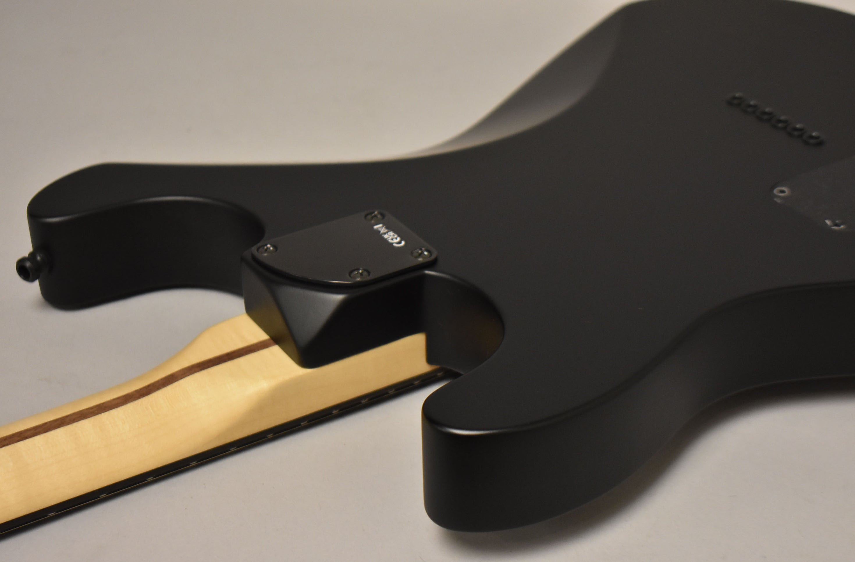 2024 Fender Artist Series Jim Root Signature Stratocaster Black w/OHSC ...