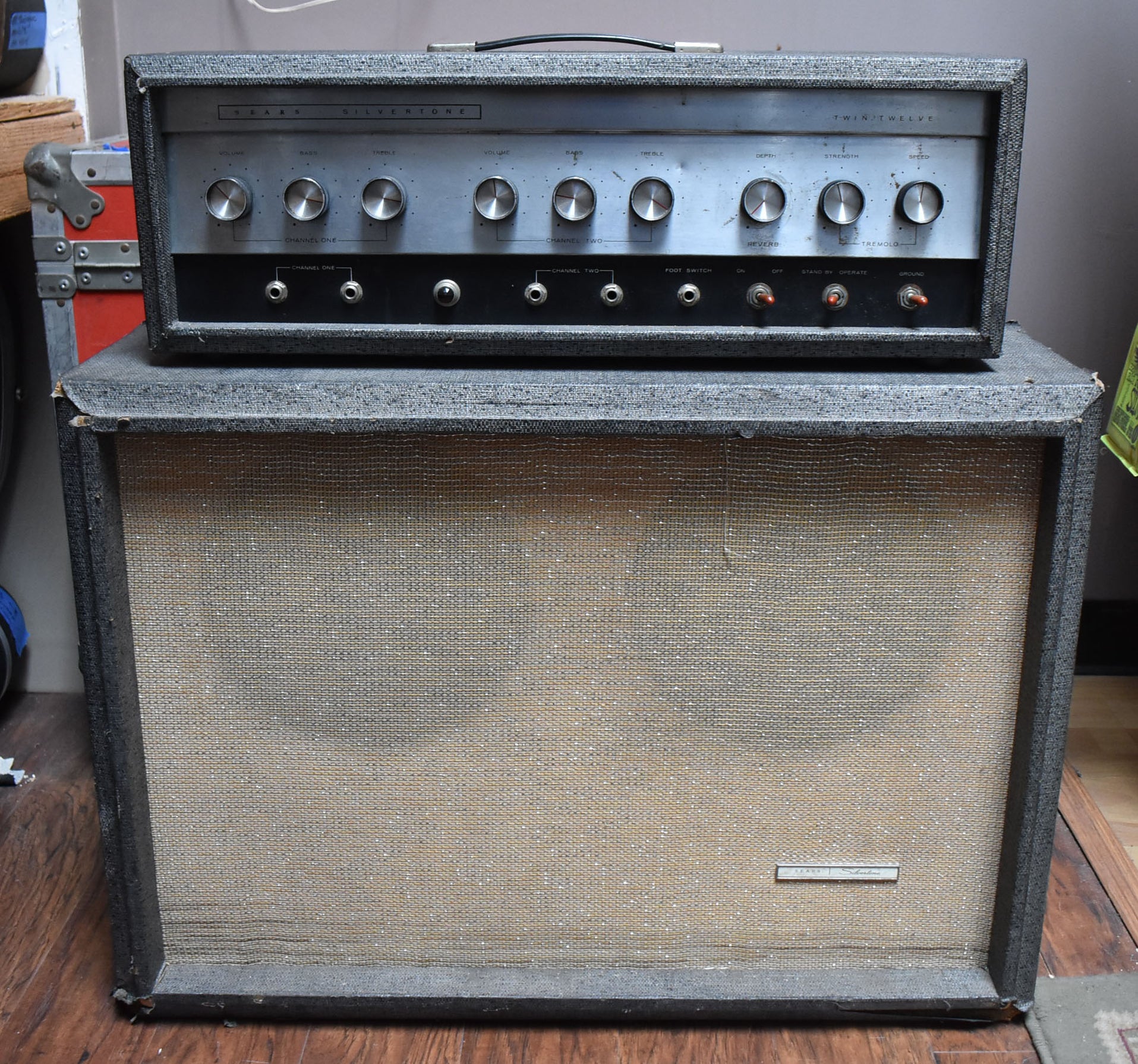 1960s Silvertone Model 1484 Twin Twelve Amplifier w/ 2x12 Cabinet – Imperial Vintage Guitars