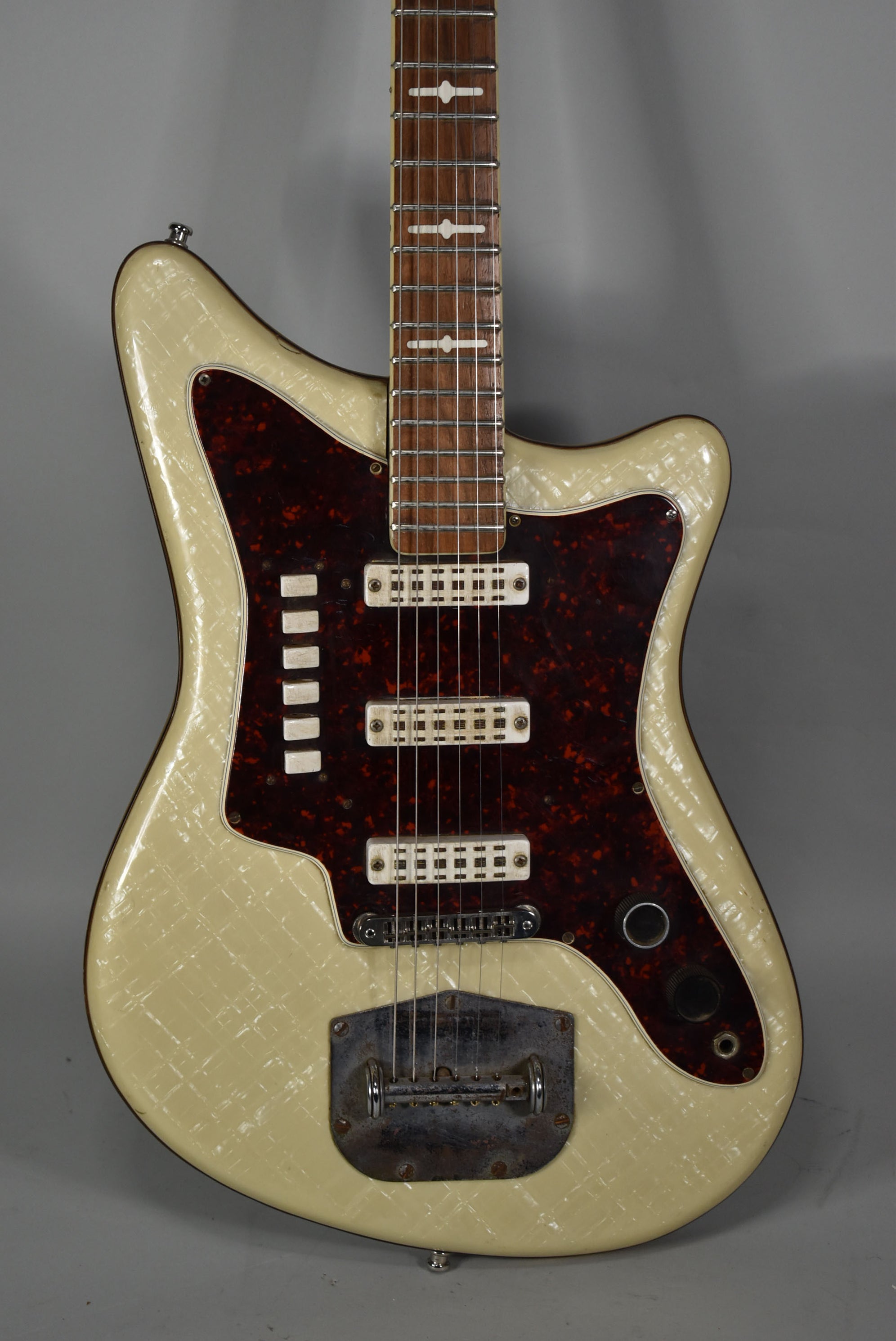 1960s Eko Model 500/3 Pearl Finish Electric Guitar – Imperial Vintage ...