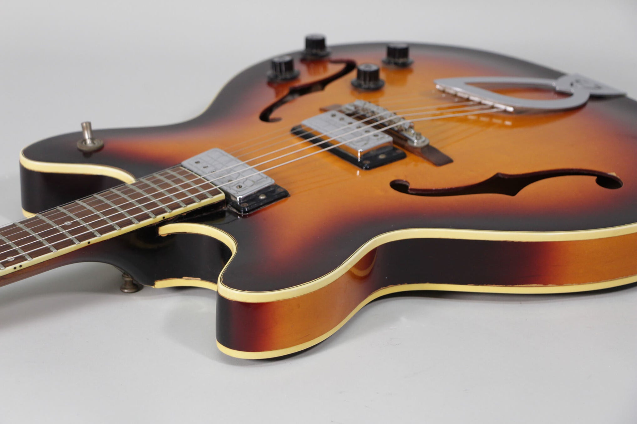 1966 Guild Starfire IV Sunburst Finish Vintage Electric Guitar w/OHSC ...