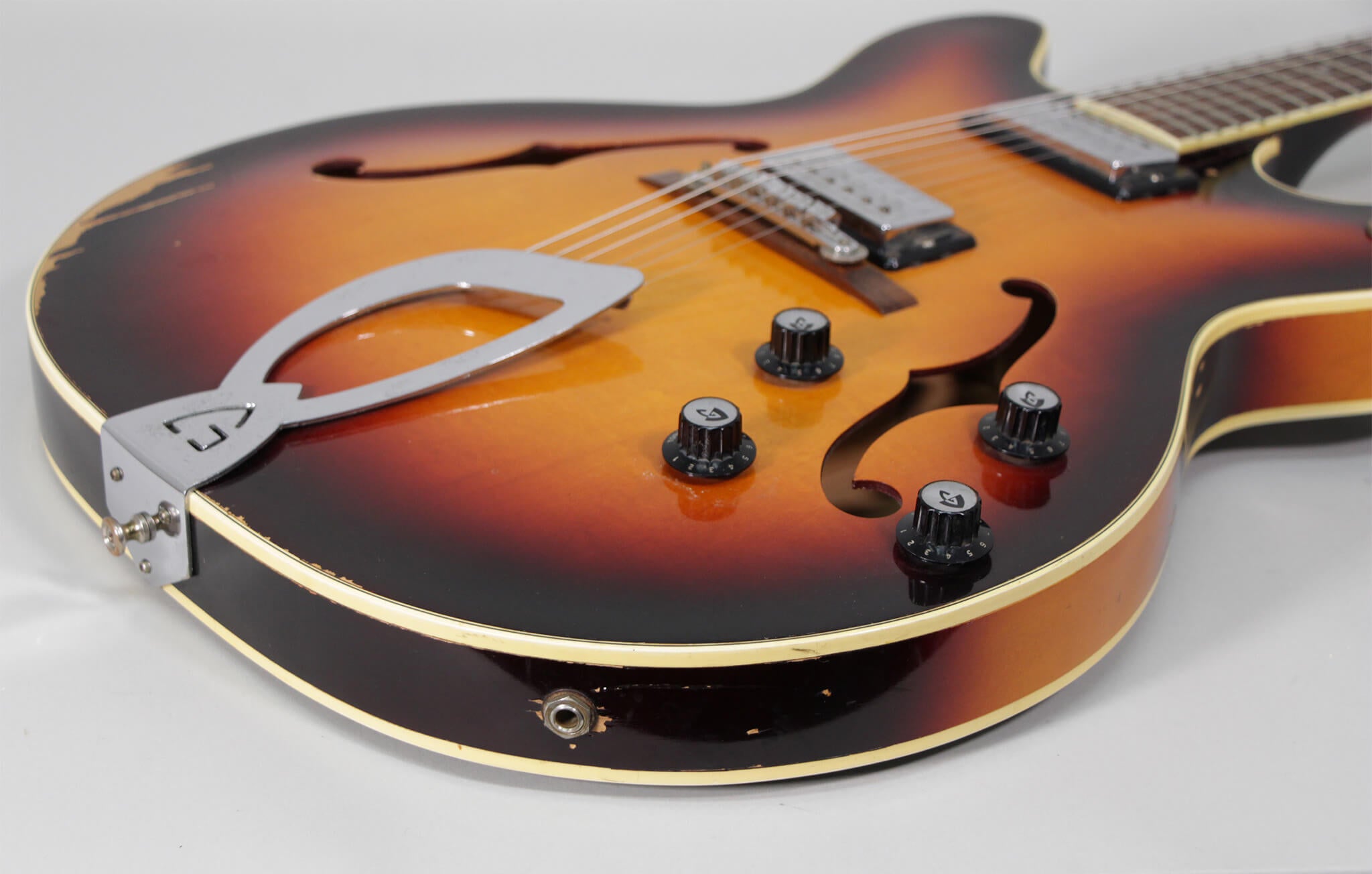 1966 Guild Starfire IV Sunburst Finish Vintage Electric Guitar w/OHSC ...