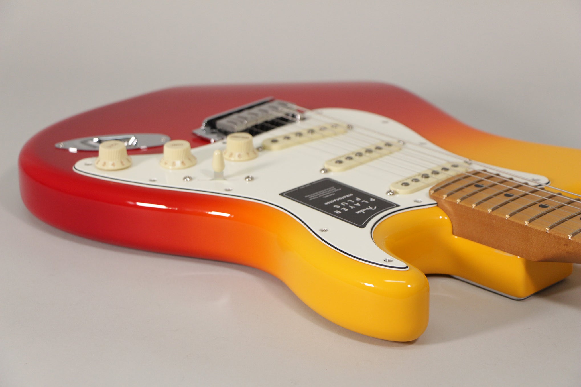 2022 Fender Player Plus Stratocaster Tequila Sunrise w/Bag – Imperial ...