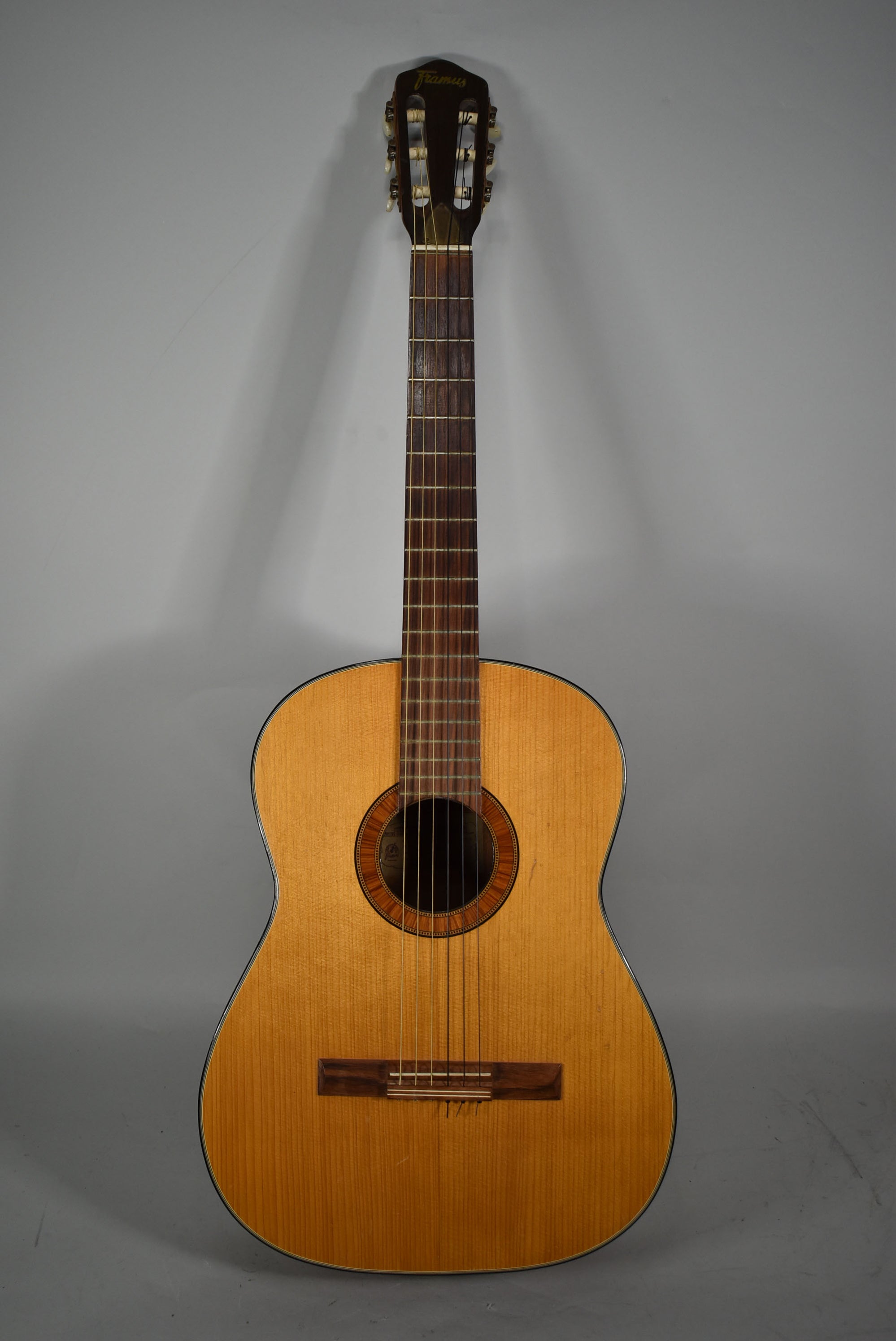 Acoustic Guitars – Page 6 – Imperial Vintage Guitars