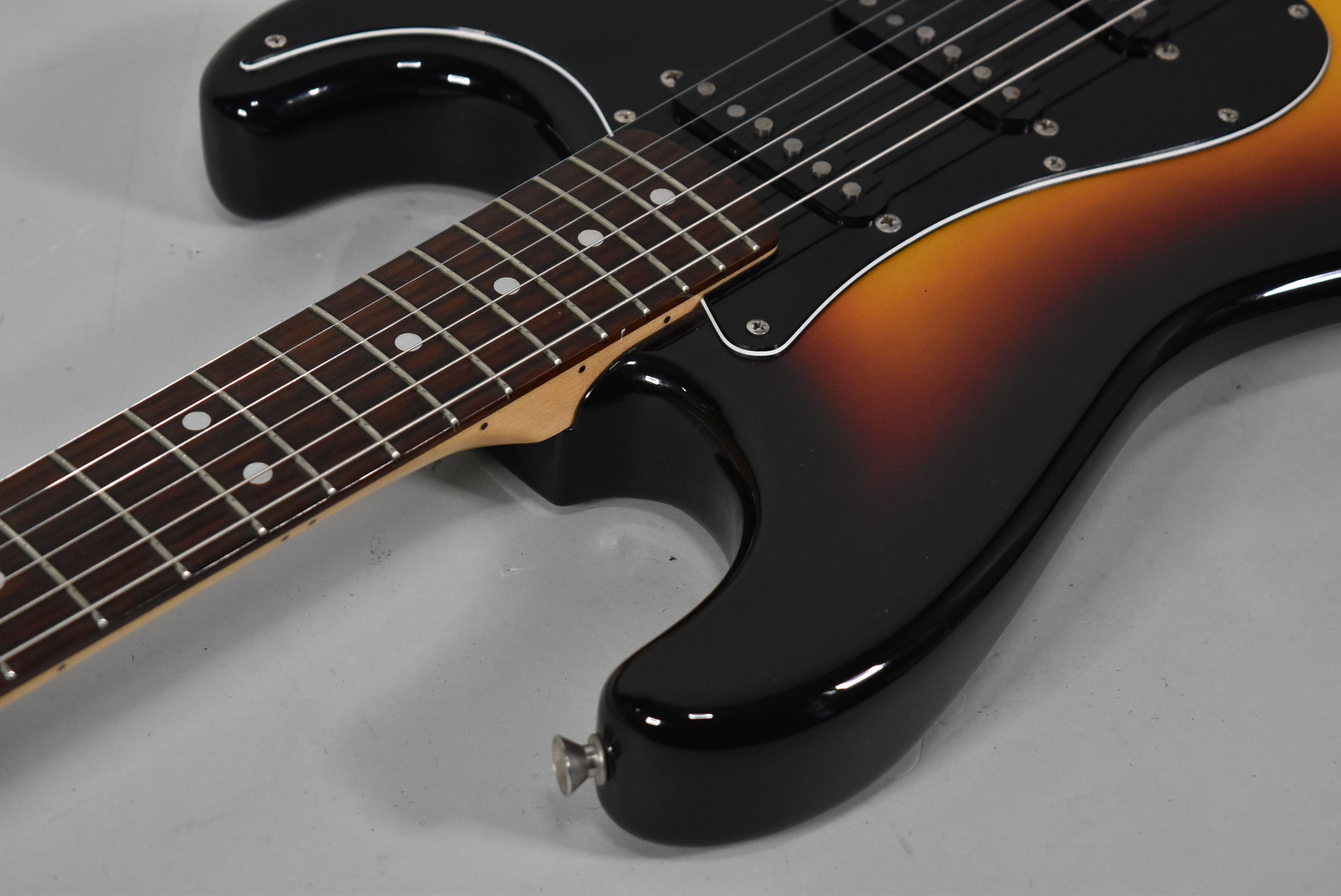 Fender ST-72 CIJ Stratocaster Three Tone Sunburst Finish Electric Guit ...